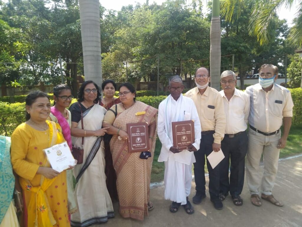 D Litt degrees conferred upon Devaji Tofa & Sunil Deshpande - Vikalp Sangam