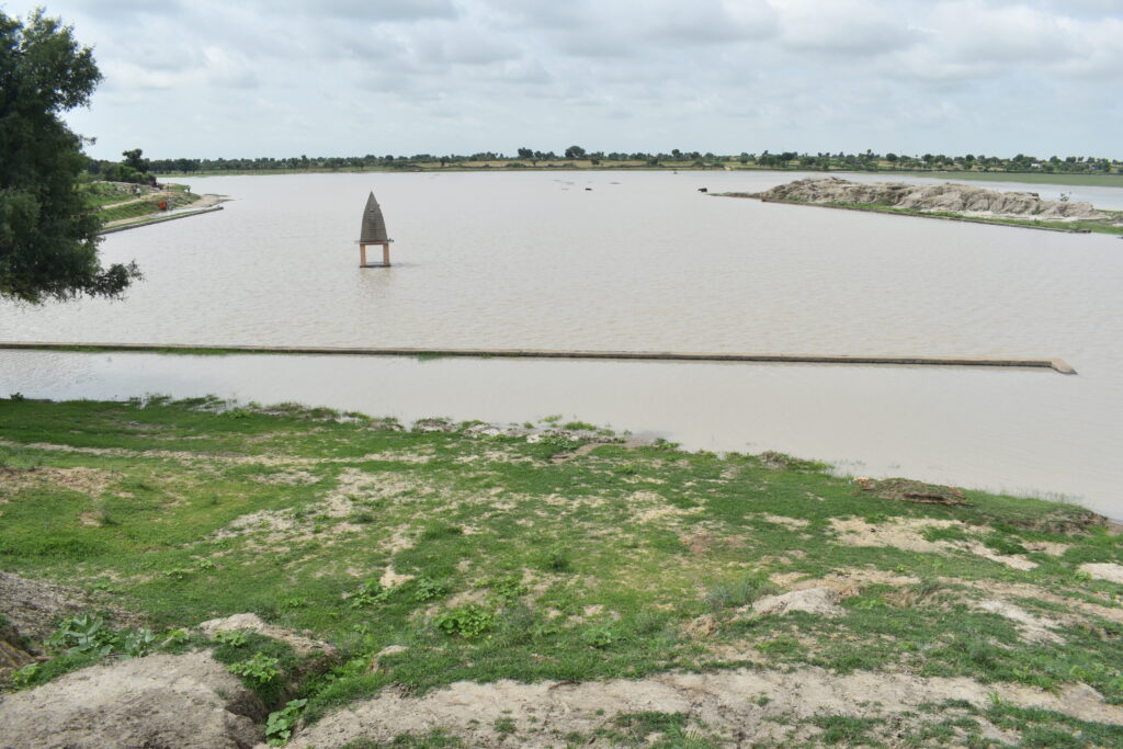 मरुभूमि में पानी की रिश्तेदारी (In Hindi) - Vikalp Sangam