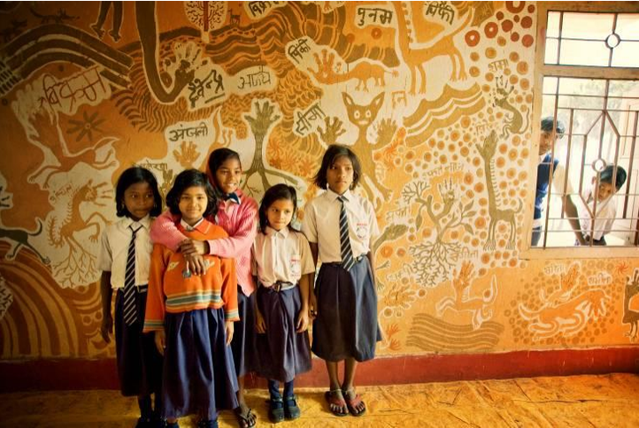 Intricate Mud Paintings on School Walls - Vikalp Sangam